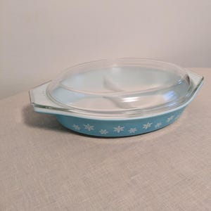 1960s Vintage MCM Pyrex Snowflake Casserole Turquoise Snowflake ...