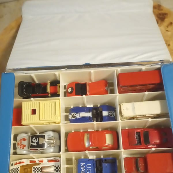 Hot Wheels Case Vintage - Etsy