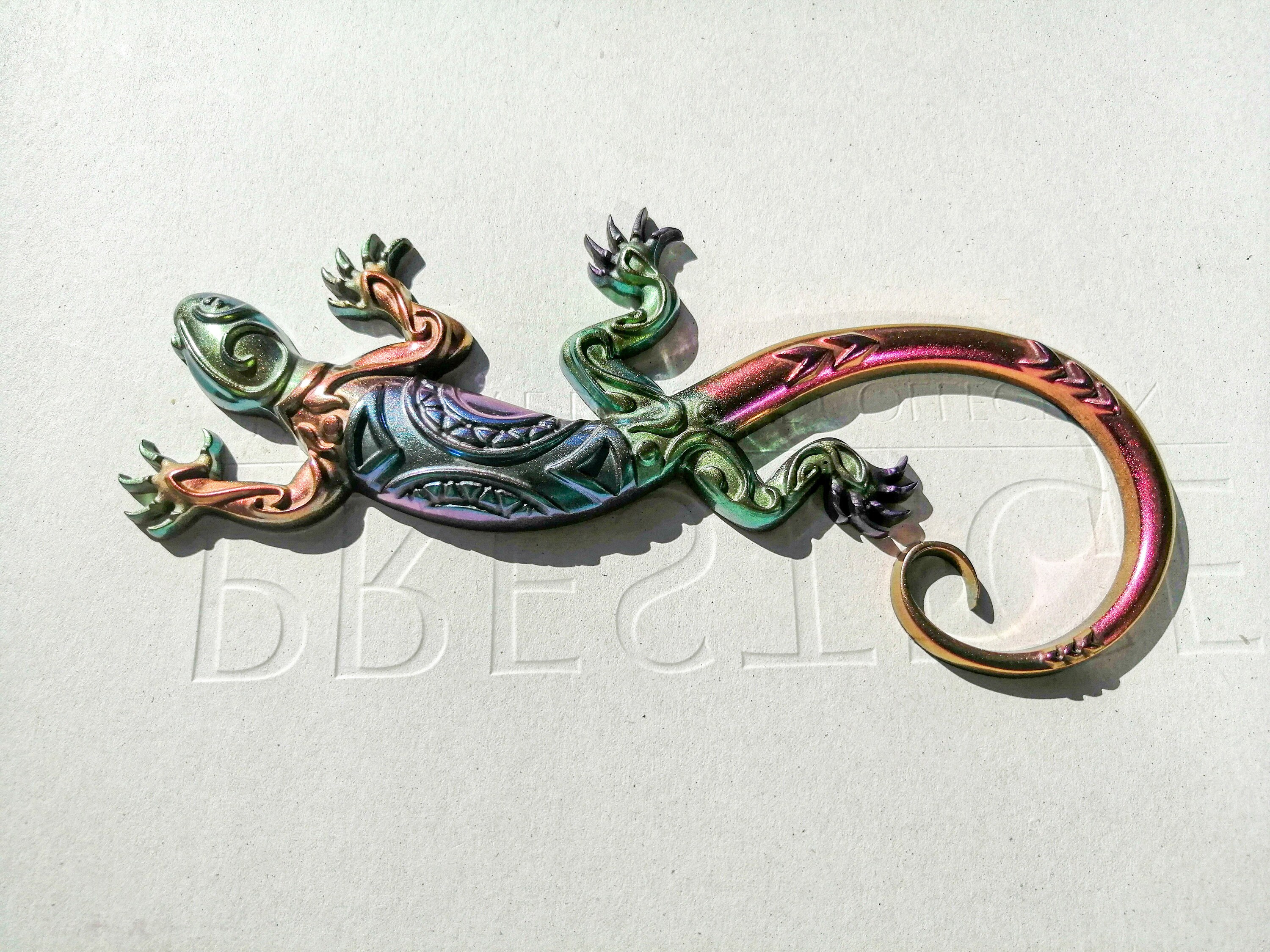 Resin Gecko, Resin Lizard, Resin Wall Decor - Etsy