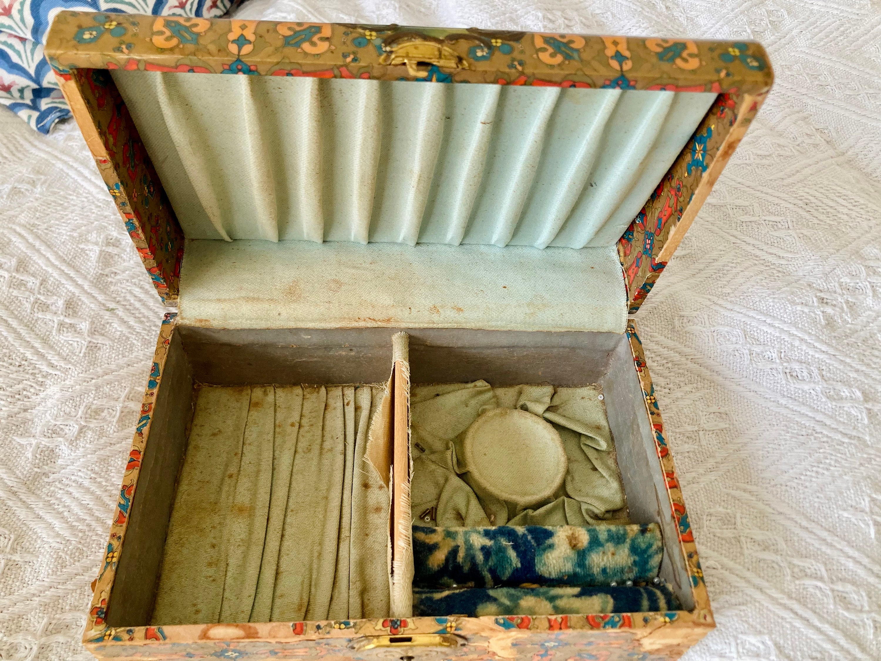 Vintage Antique Jewelry Box - Etsy