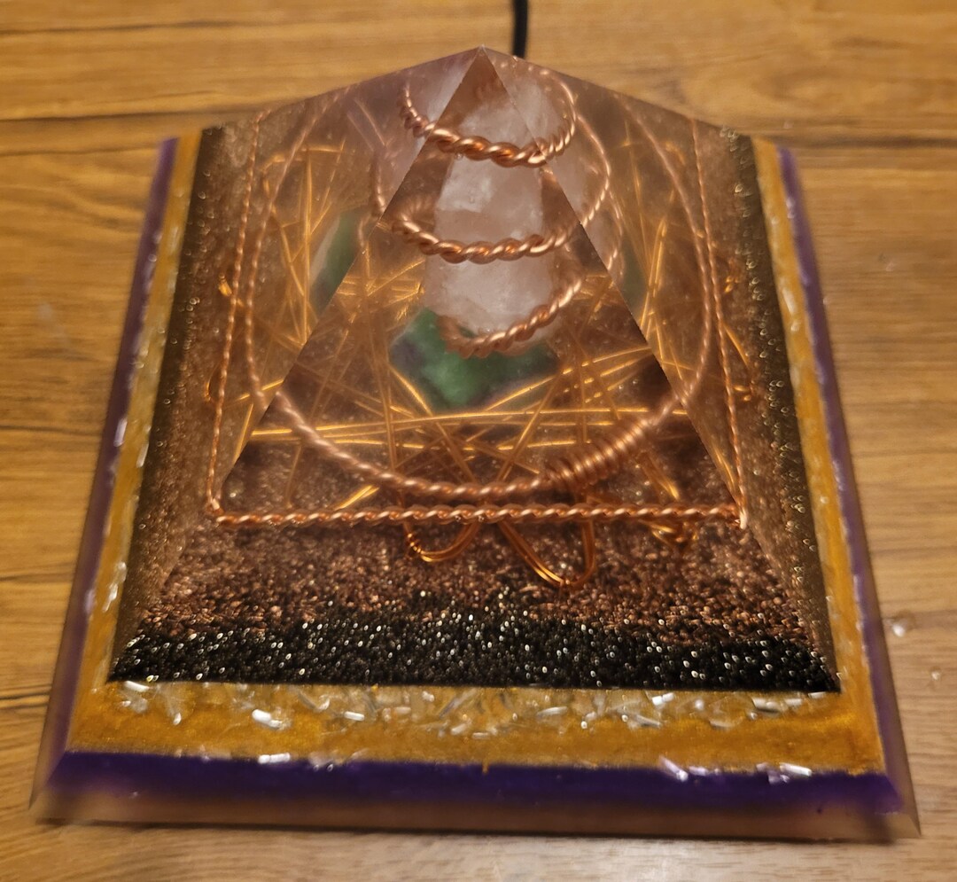 Orgonite Pyramid With a Starship Rodin Coil & a Frequency Generator ...