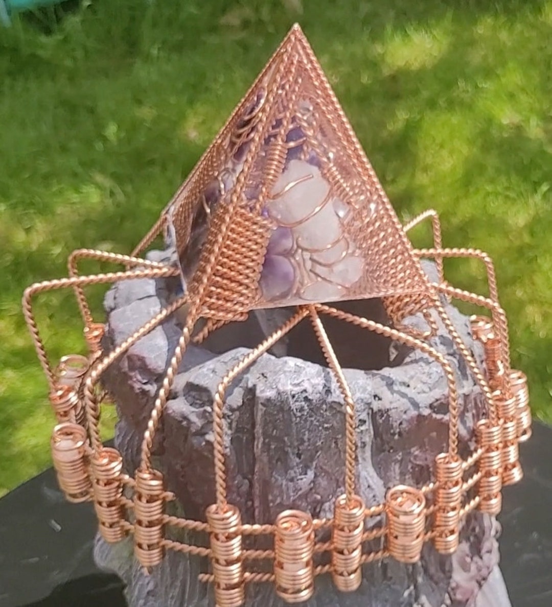 Tensor Healing Crown 2 X 333mhz Earth Resonance Base With 8 Quartz ...