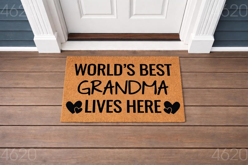 World's Best Grandma Lives Here Doormat, Door Mat, Mother's Day Gift ...