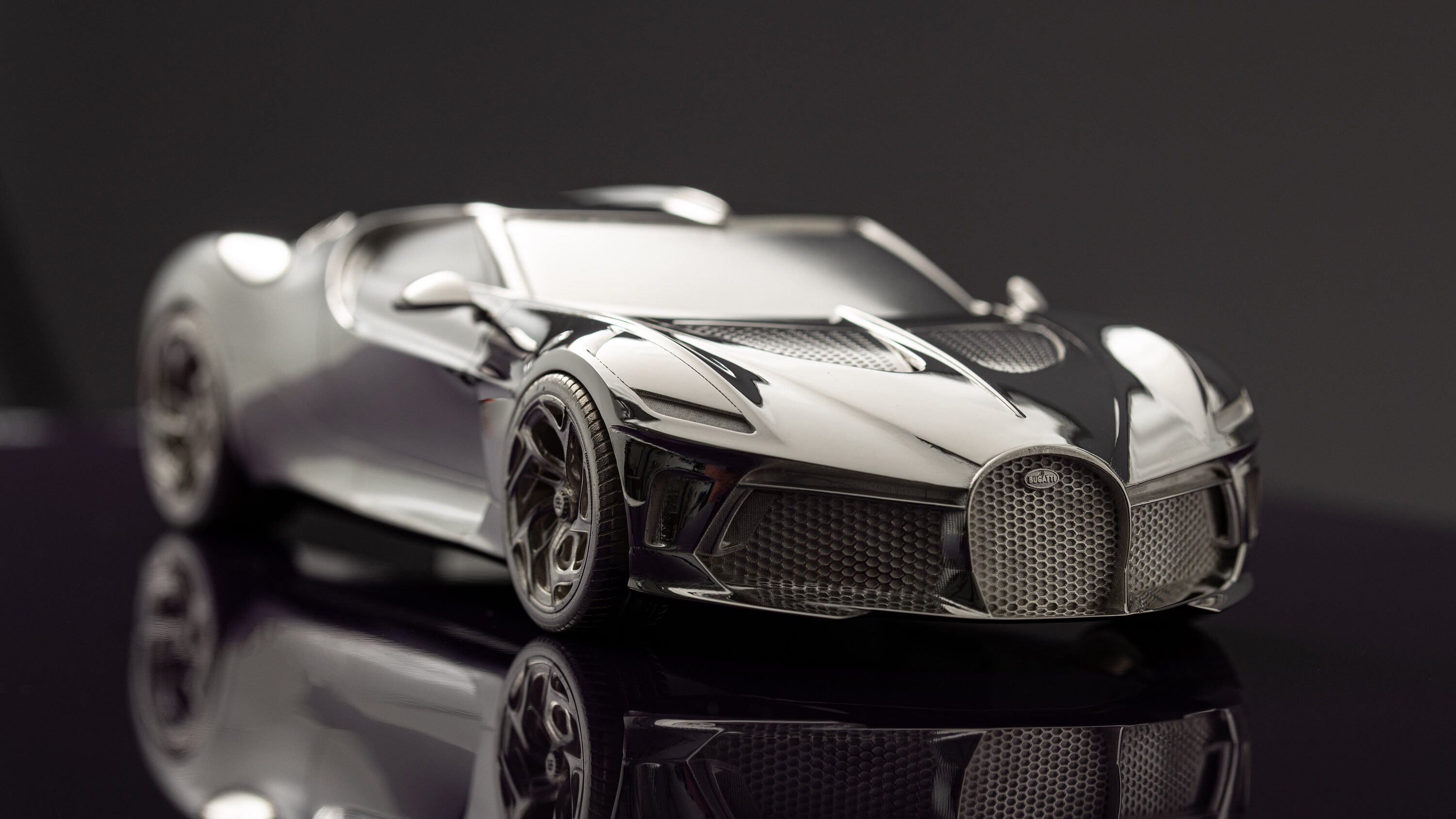 Bugatti La Voiture Noire sclupture - Etsy México