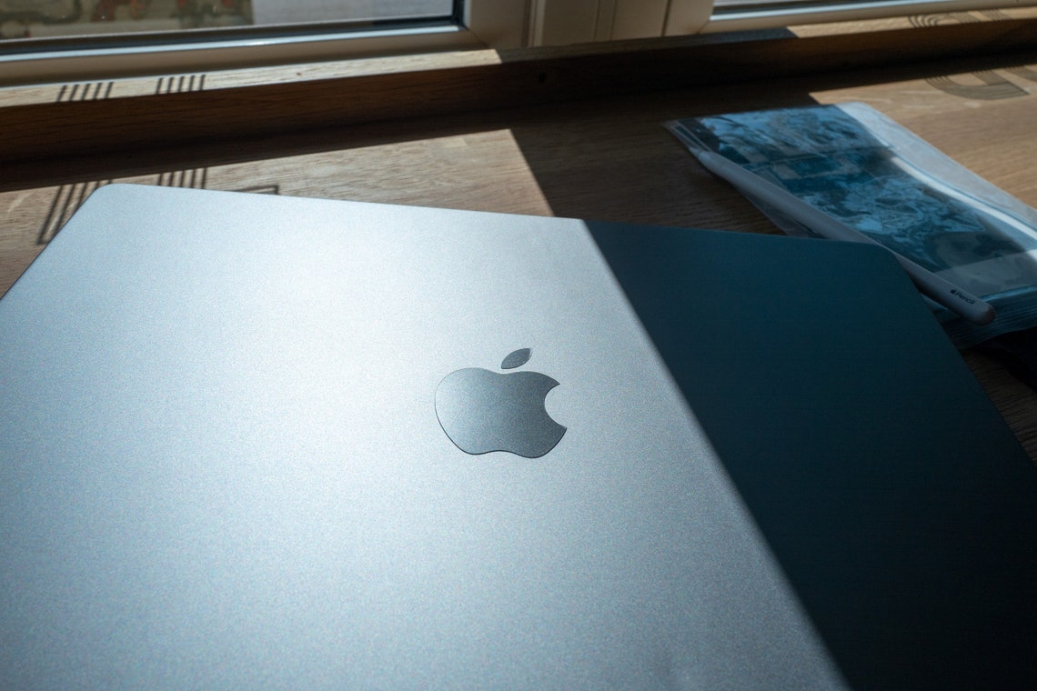 Transparent MacBook Logo Sticker | Apple Logo Transparent Protective ...