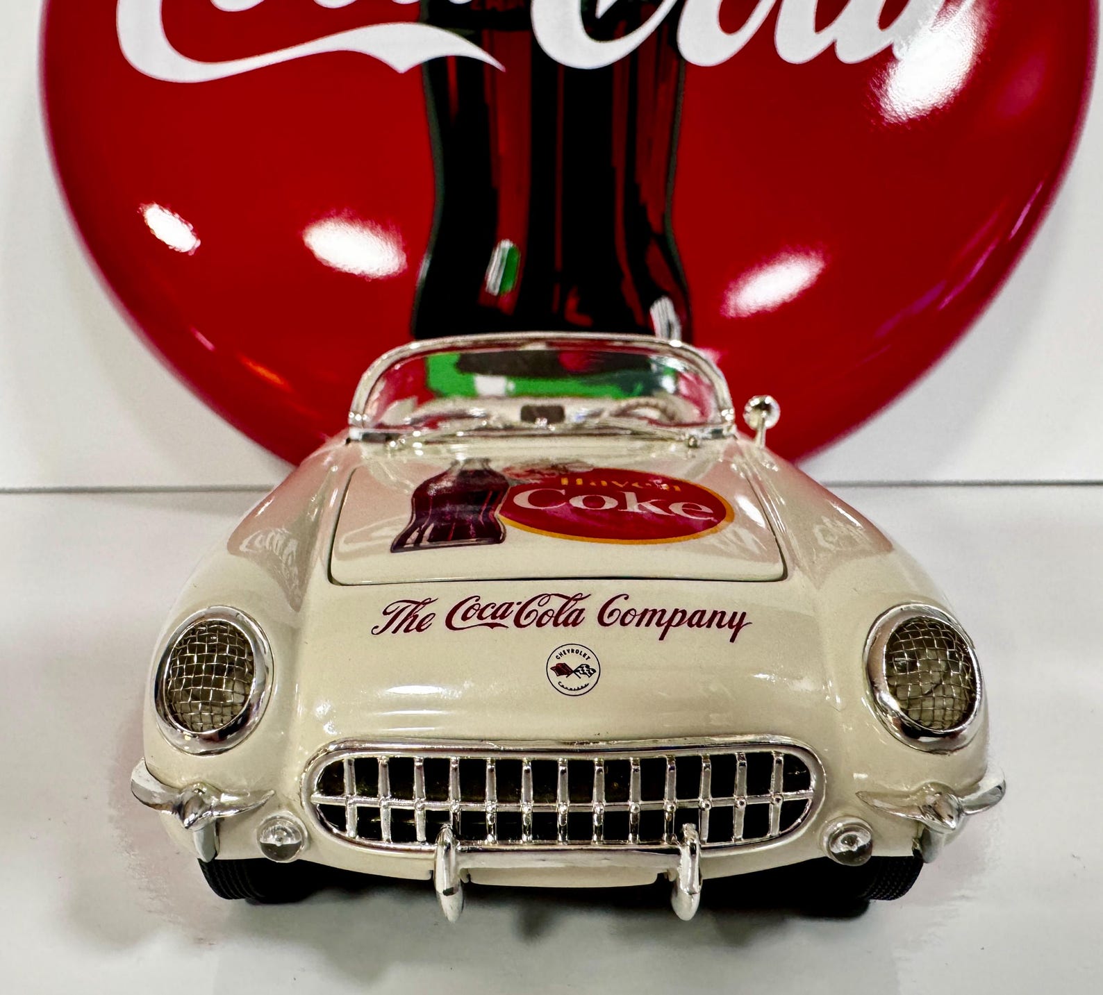 Custom 1/24 Scale Diecast 1953 Corvette in Coca-cola Theme. Polo White ...