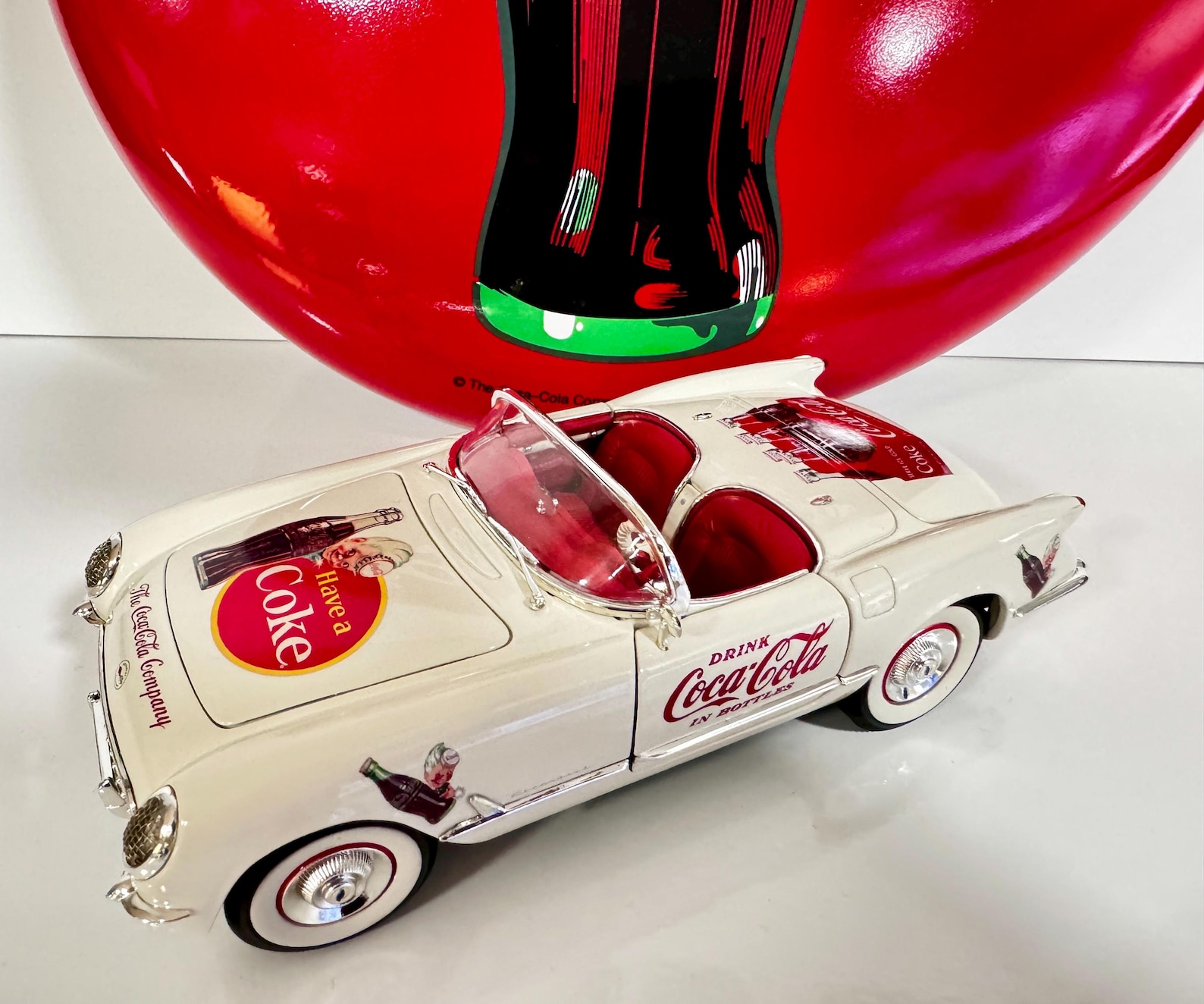 Custom 1/24 Scale Diecast 1953 Corvette in Coca-cola Theme. Polo White ...