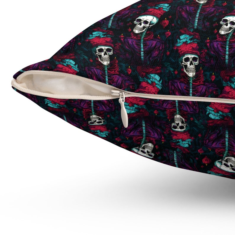 Skull Gothmas Pillow, Christmas Lights Skull Pillow, Festive Skull ...