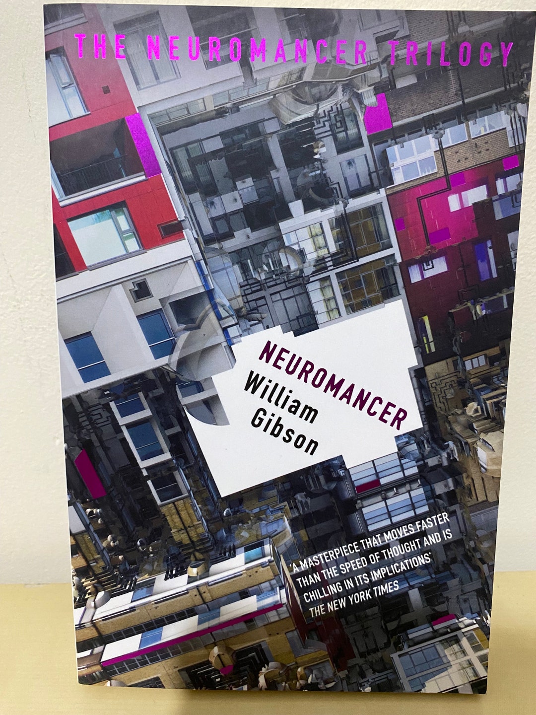 The Neuromancer William Gibson, Cyberpunk Sci-fi Classic Night City Net ...