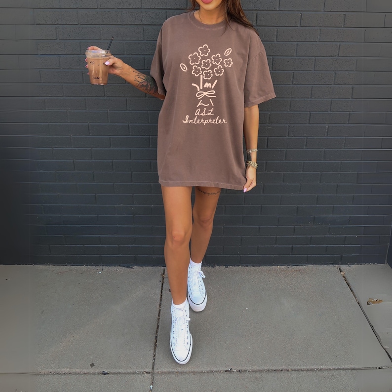 ASL I Love You Flower Bouquet T-shirt, Ballet Pink Sign Language ...