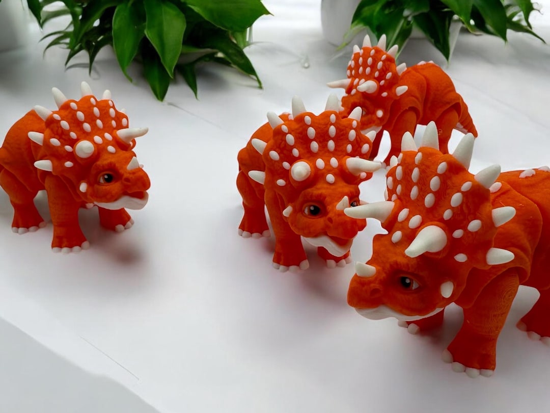 3D Printed Articulated Triceratops Dinosaur Toy Multicolored Dinosaur ...
