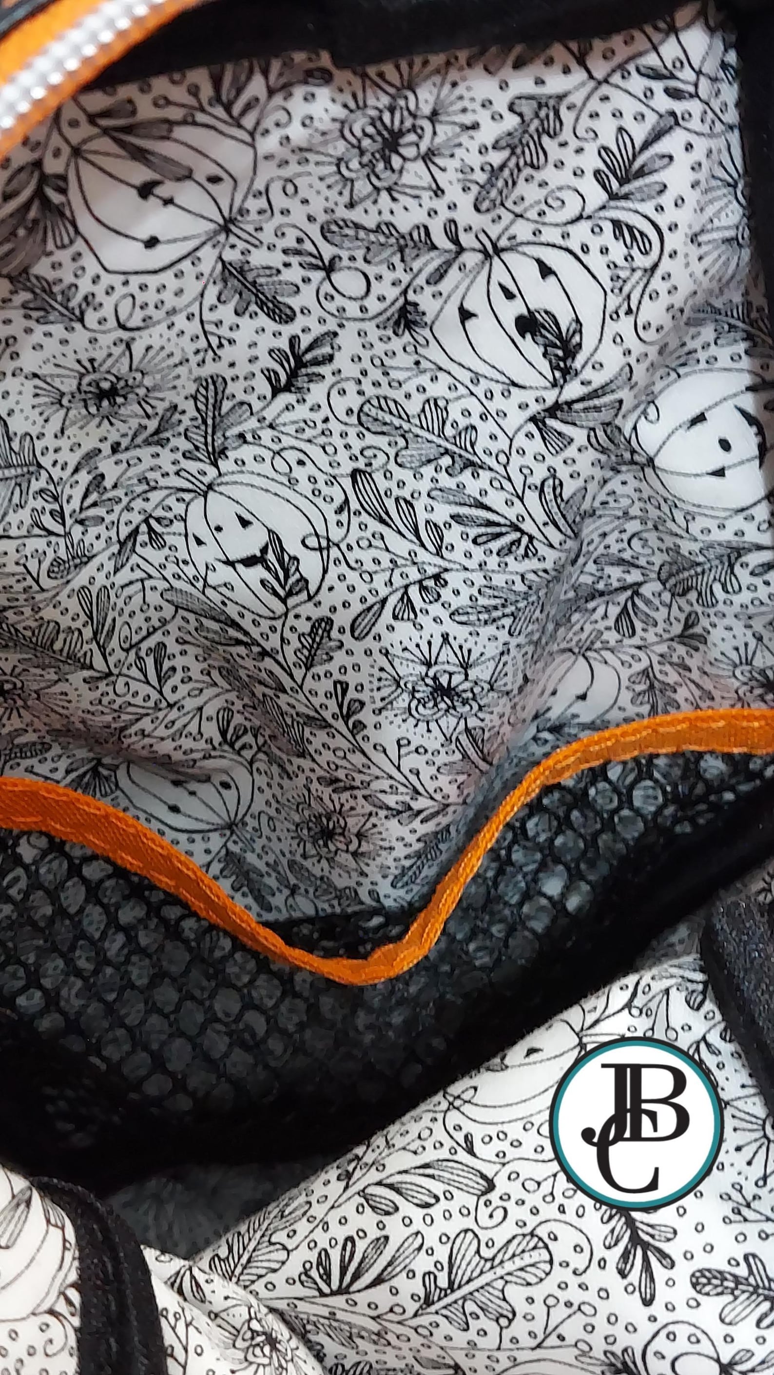 Coffin Crossbody, Beetlejuice Purse, Sandworm Handbag, Beetlejuice Bag ...