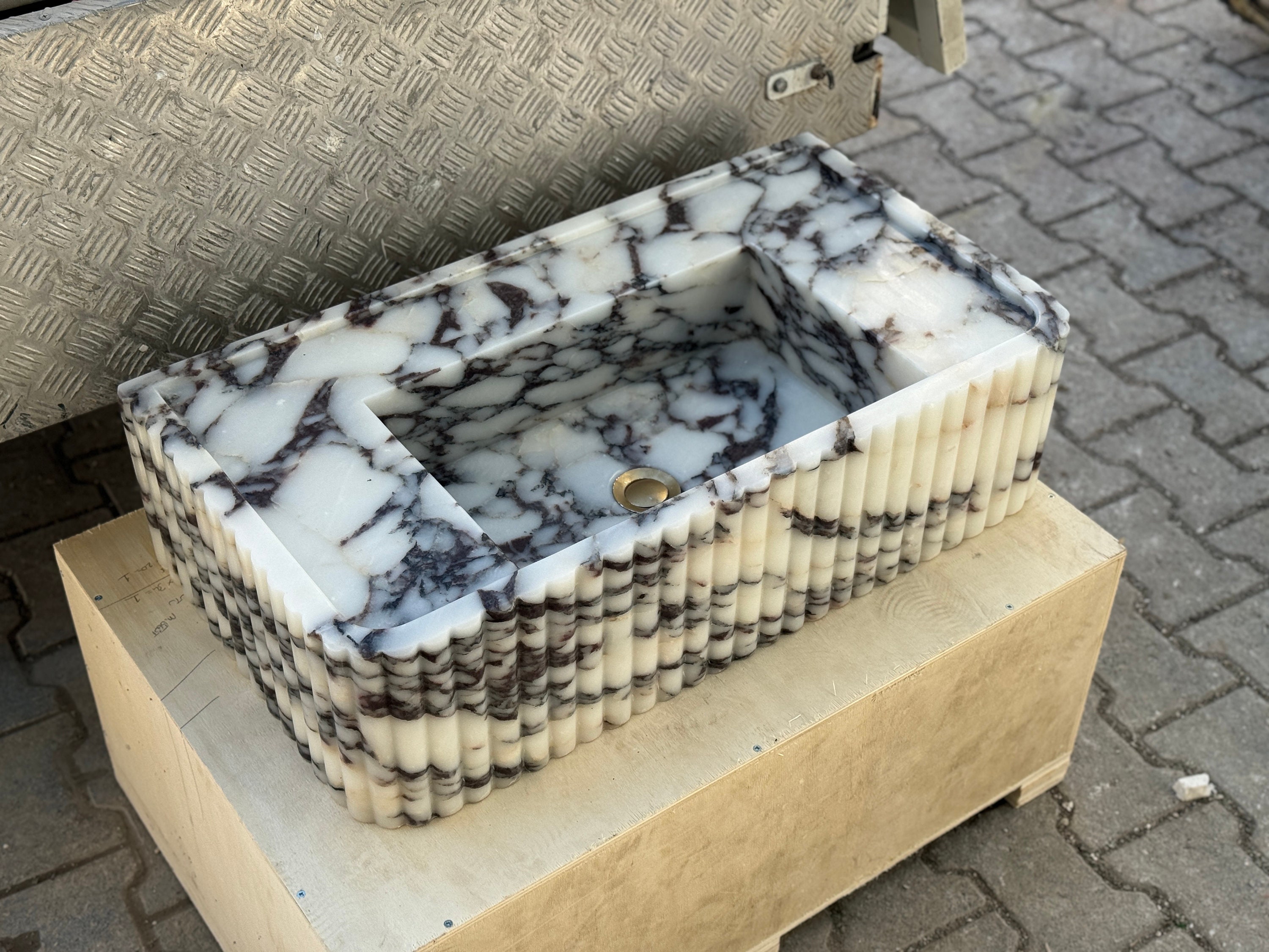 Calacatta Viola Marble Sink,ribbed 3 Sides,marble Wash Basin,trendy ...