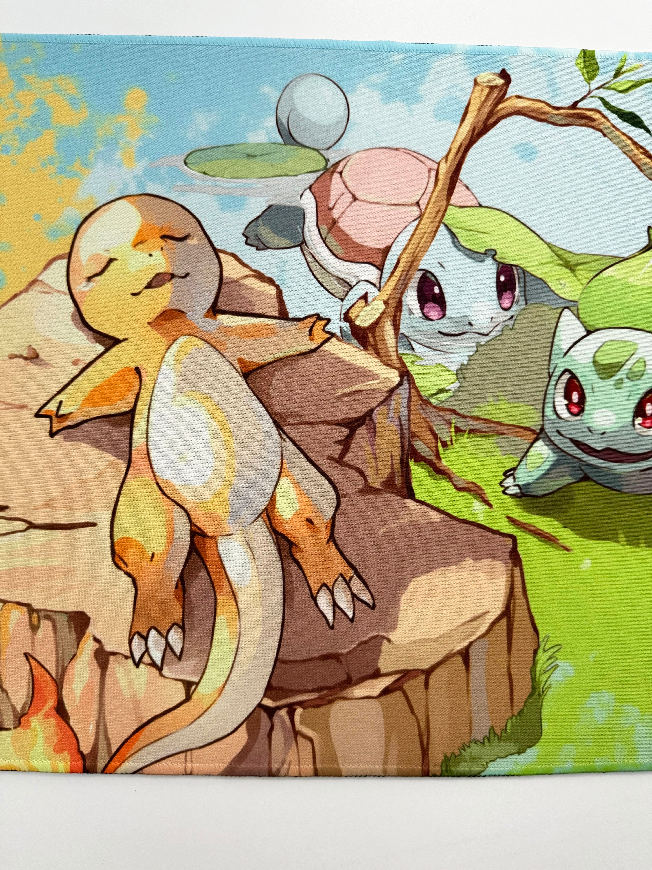 Desk Mat / Playmat Pokemon 1st Generation charmander, Bulbasaur, Squirtle, Pokemon TCG Playmat ...
