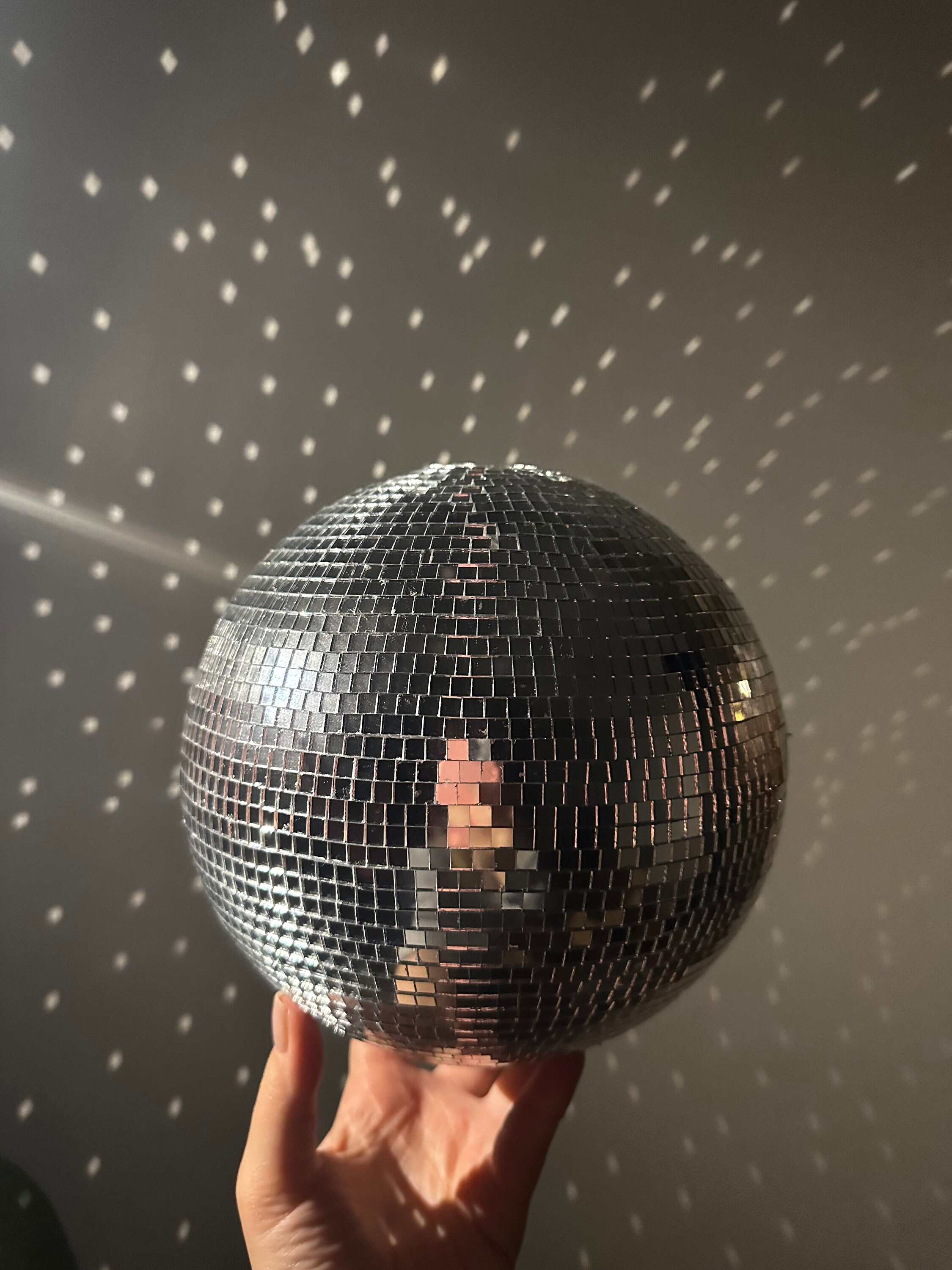 Large Disco Ball for Party, Celebration, Gift, Home Decor 20 Cm / 7.87 ...