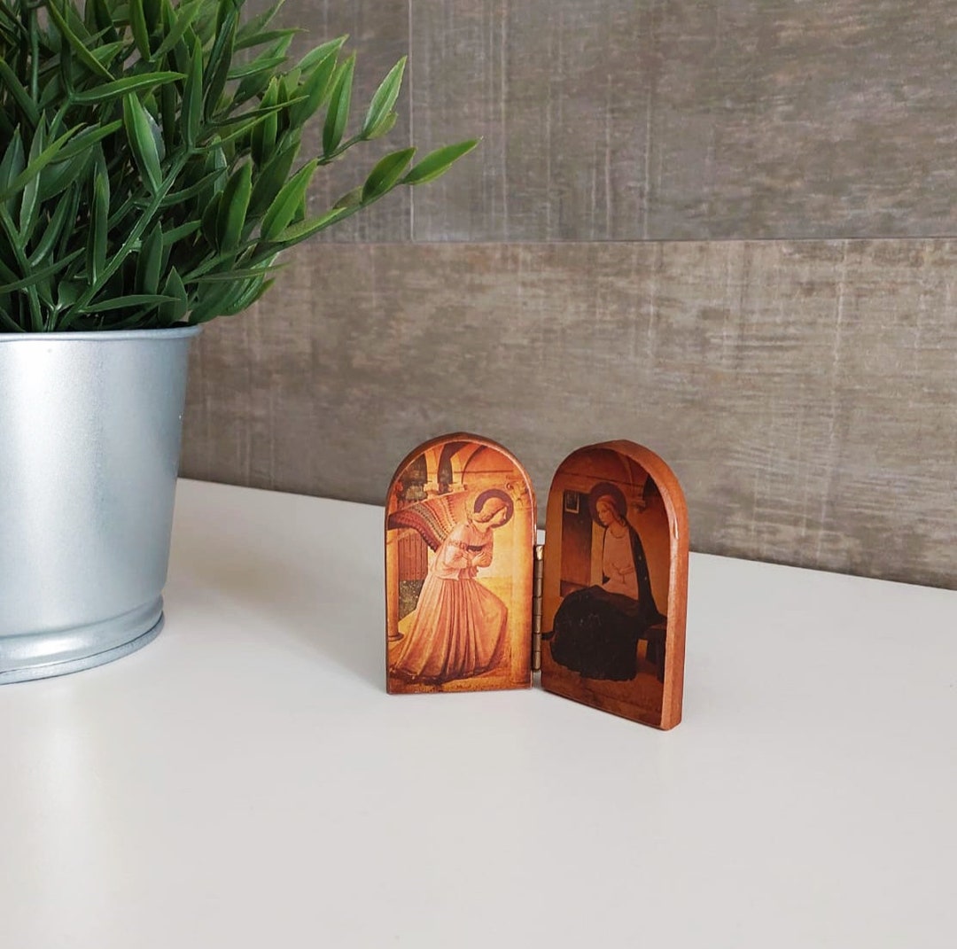 Catholic Religious Tablet. Religious Diptych. Wooden Altarpiece ...