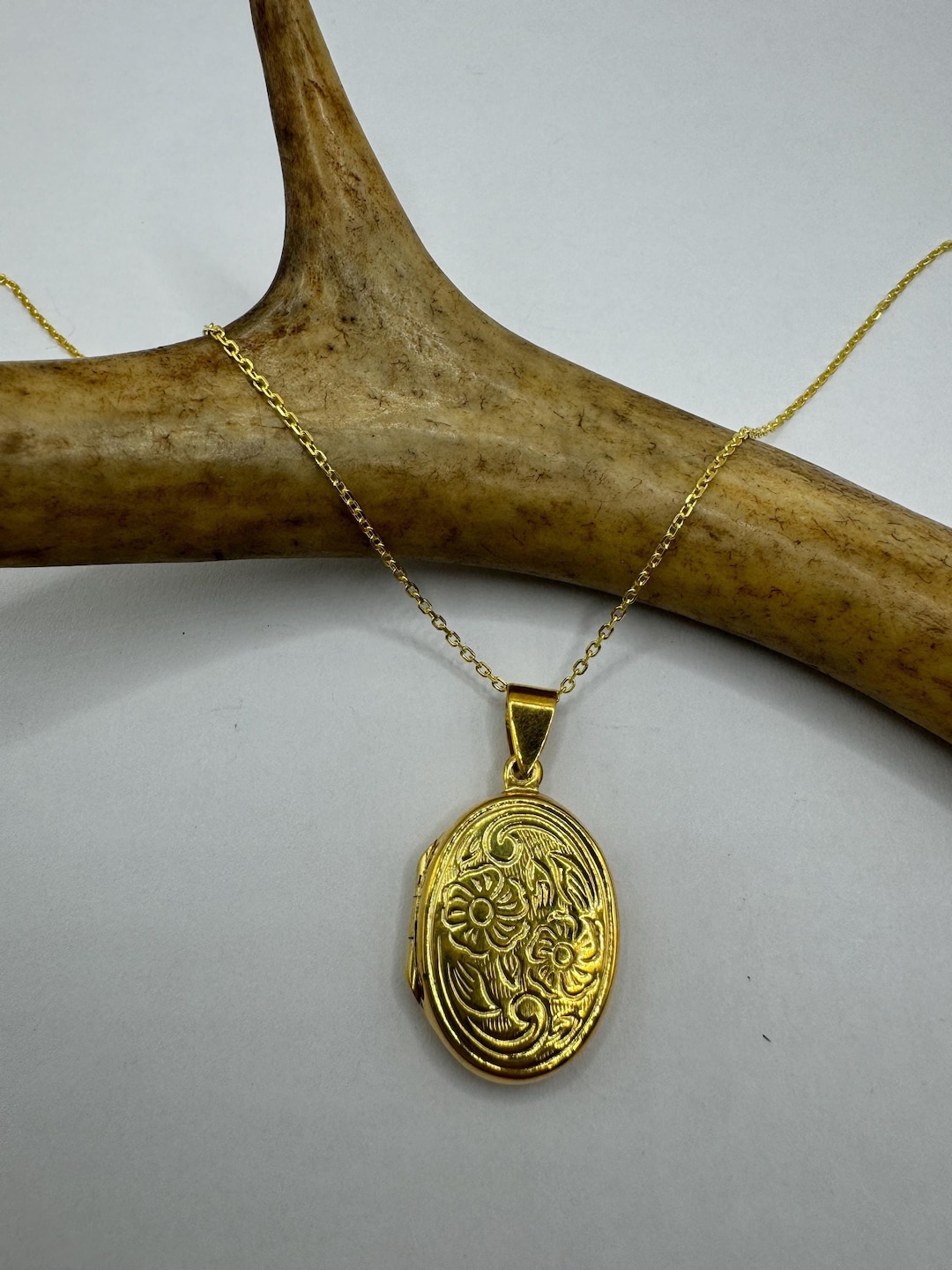 Vintage Photo Locket Necklace: Golden Etched Sterling Silver Memory ...