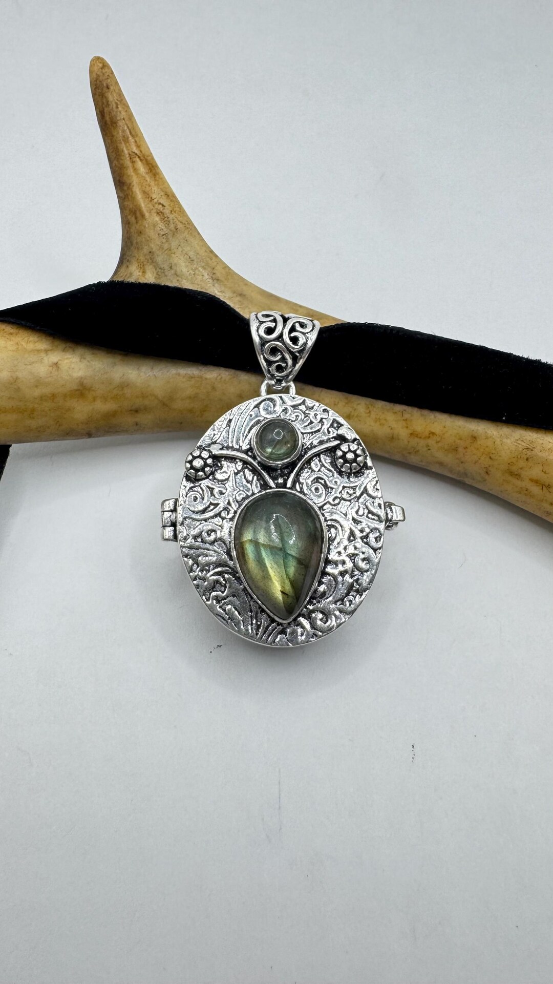 Vintage Silver Bronze Labradorite Locket Necklace With Black Velvet ...
