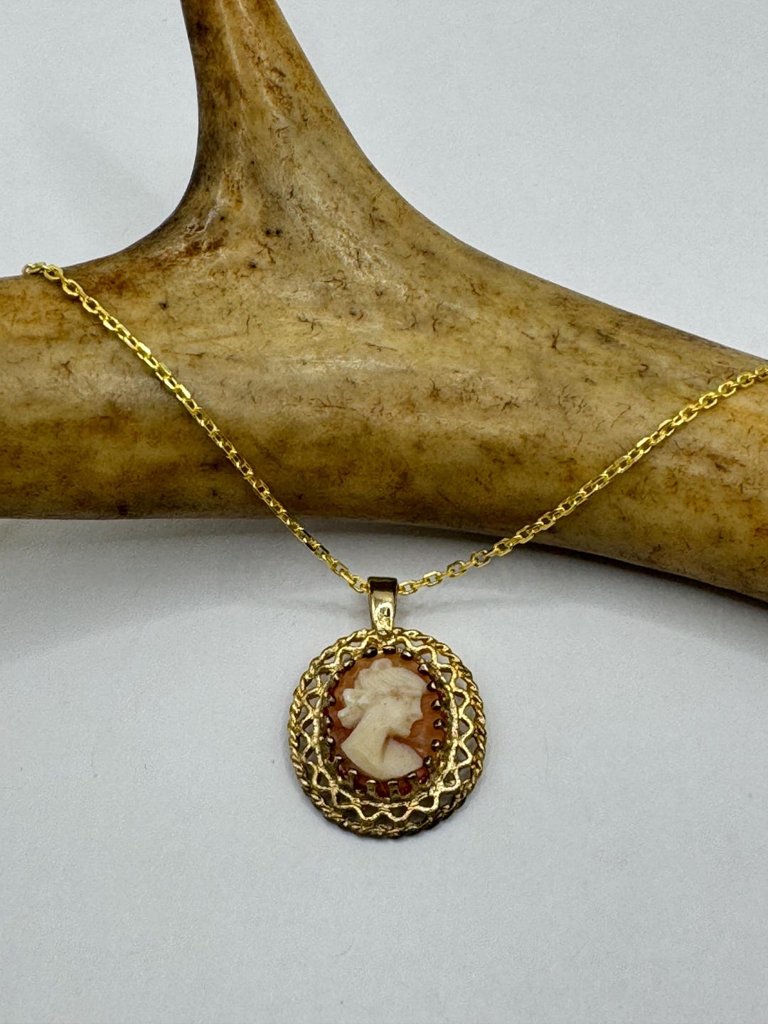 Vintage Cameo Gold Pendant Necklace With Minimal Heart Design and Delicate Gold Chain 12k GF ...