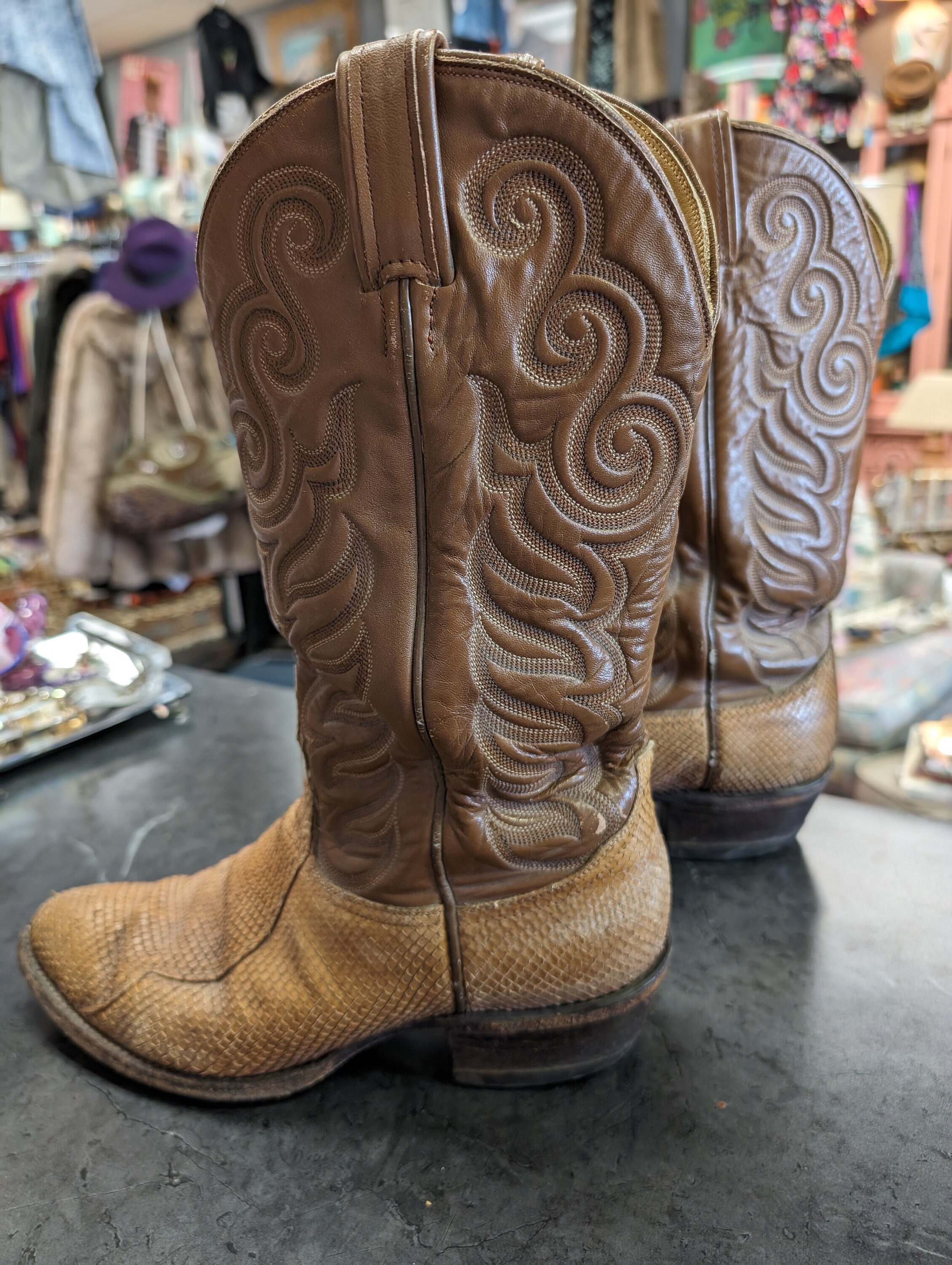 Worn in Tony Lama Cowboy Boots Mens 8D Vintage Western Snakeskin ...