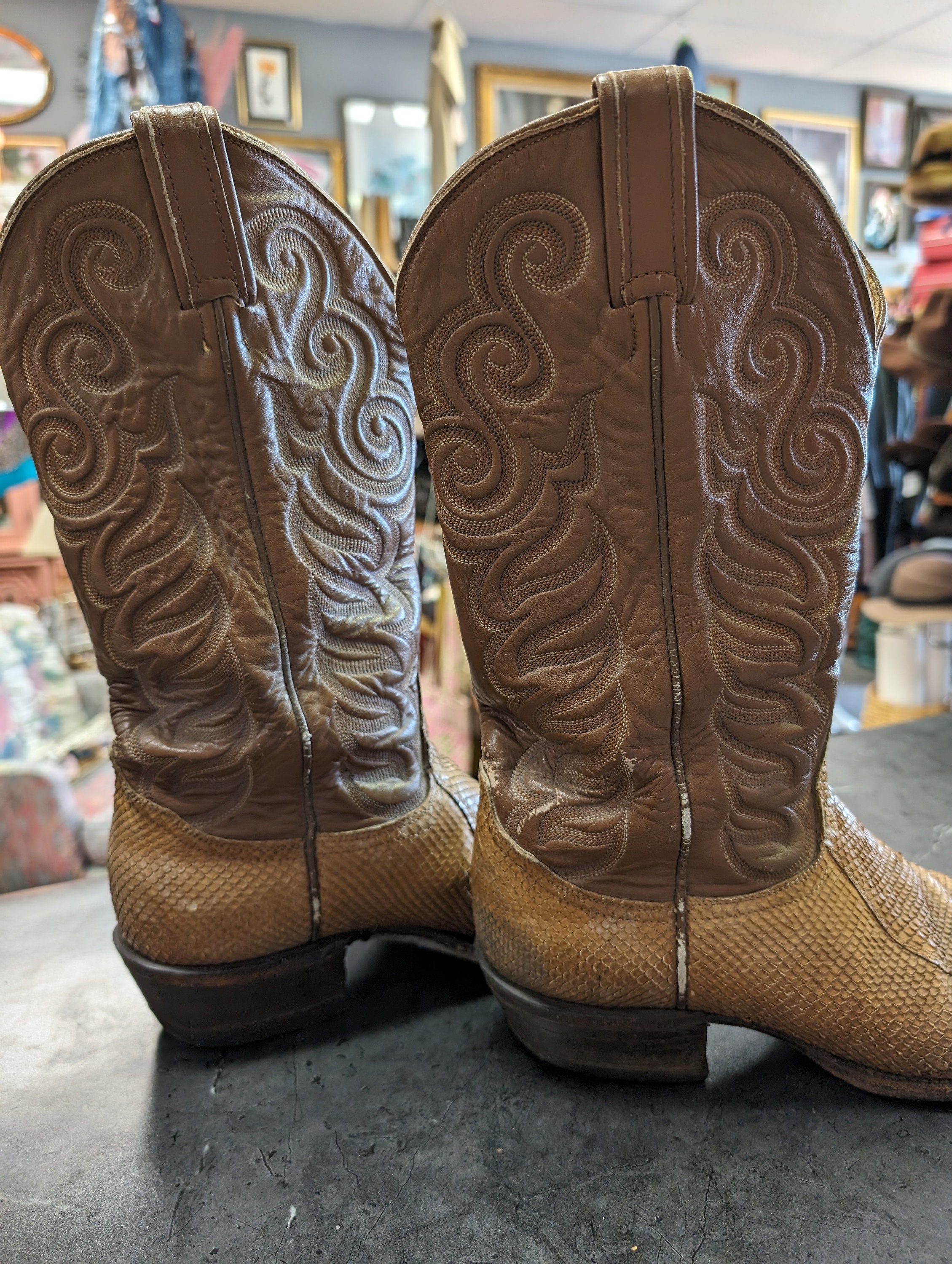 Worn in Tony Lama Cowboy Boots Mens 8D Vintage Western Snakeskin ...