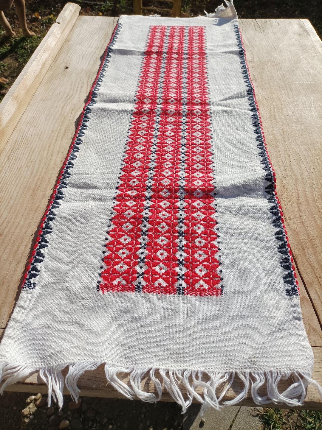 Vintage Hungarian Table Runner: Red & White Woven Folk Art Decor - Etsy