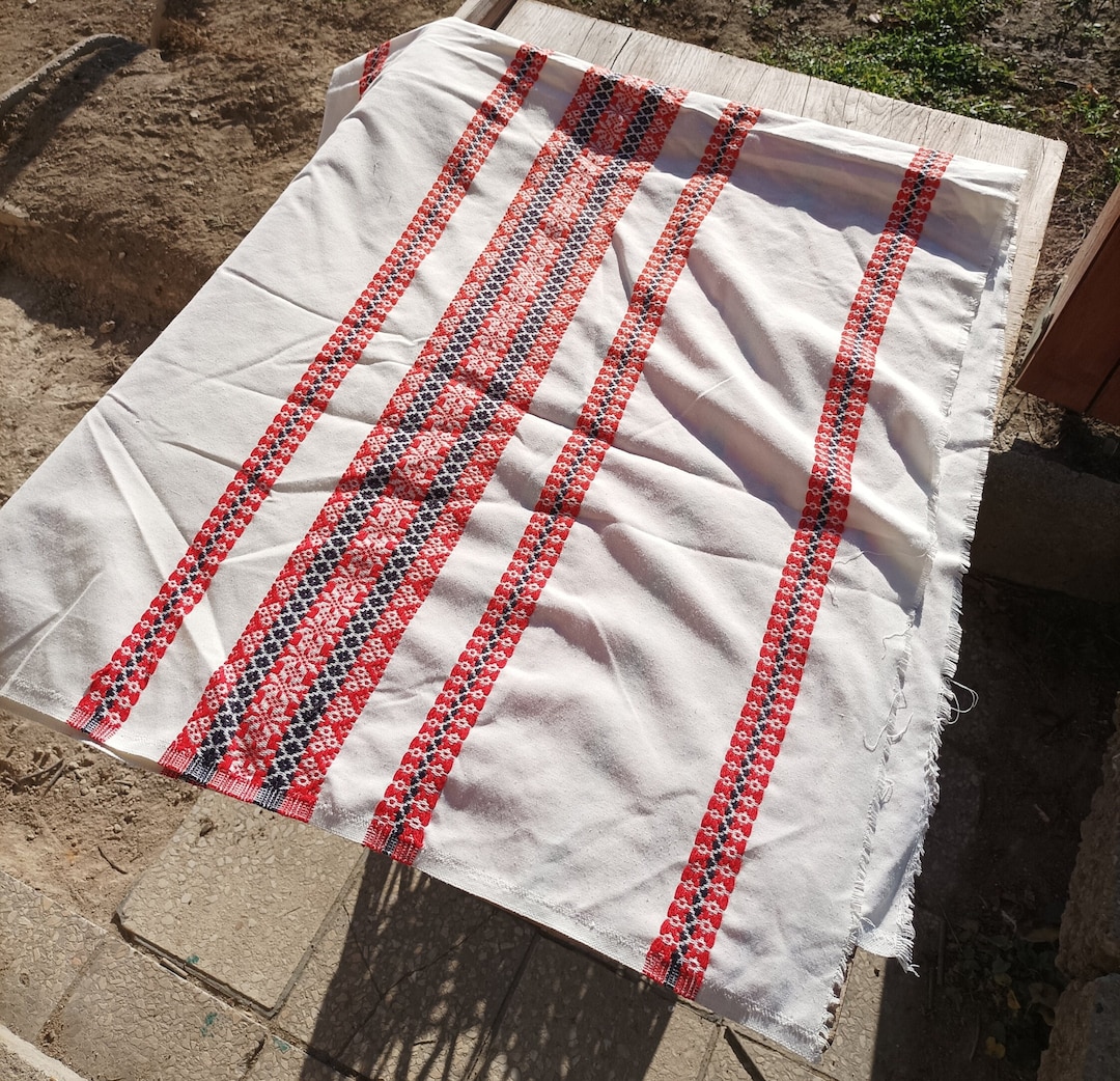 Vintage Huge Retro Traditional Line Decorated Thick Woven Red and Black ...