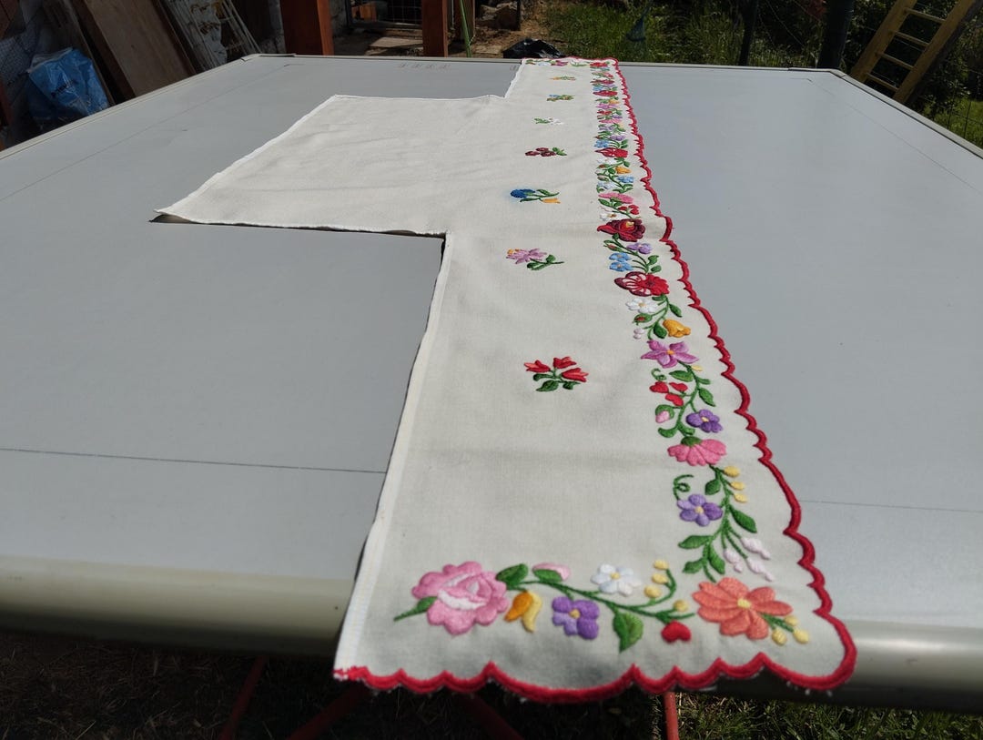 Handmade Hungarian Embroidered Table Runner: Folk Art Table Cover - Etsy