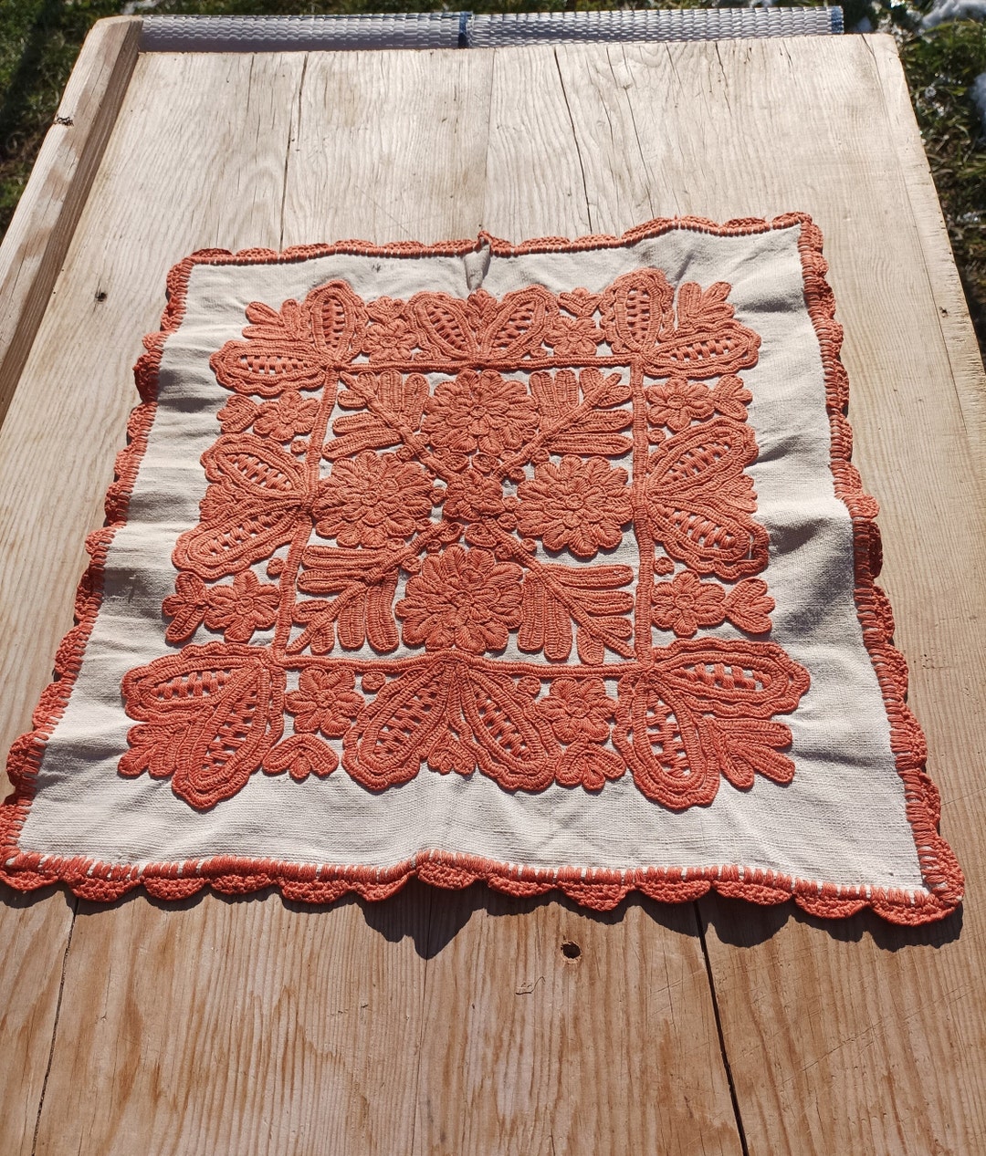 Vintage Hungarian Embroidered Table Cover: Transylvanian Irasos Stitch ...