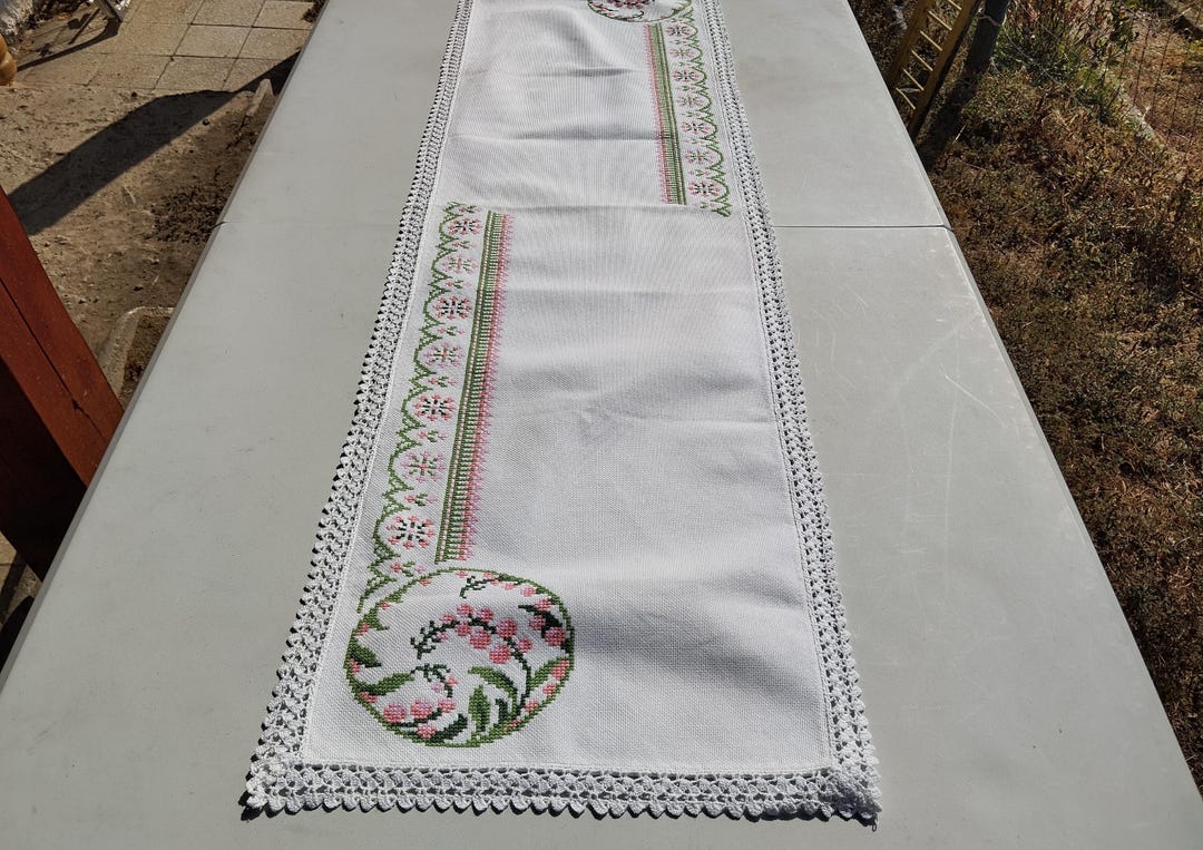 Folk Flower Handmade Cross Stitch Table Cover, Hungary Folk Canvas ...
