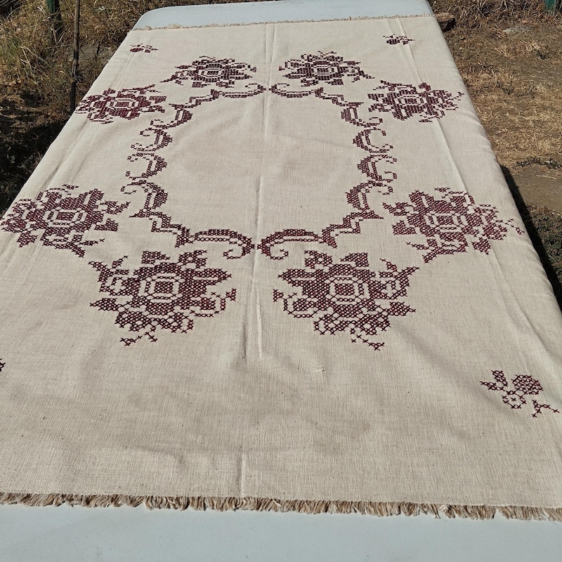 Needlepoint Table Cloth - Etsy