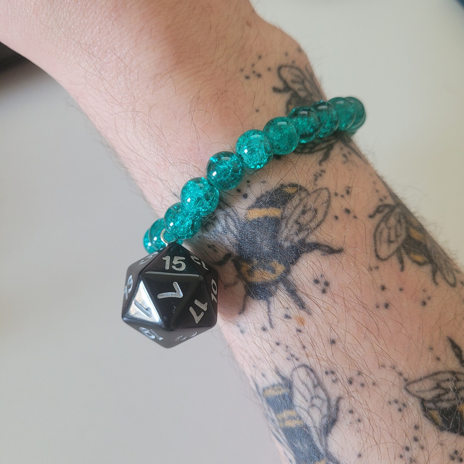 Dungeons + Dragon D20 Dice Acrylic Charm Elastic Glass Bead Bracelet ...