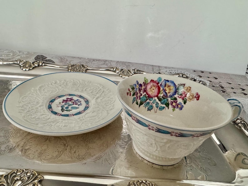 Vintage Wedgwood Patrician “morning Glory” Embossed Teacup & Saucer ...