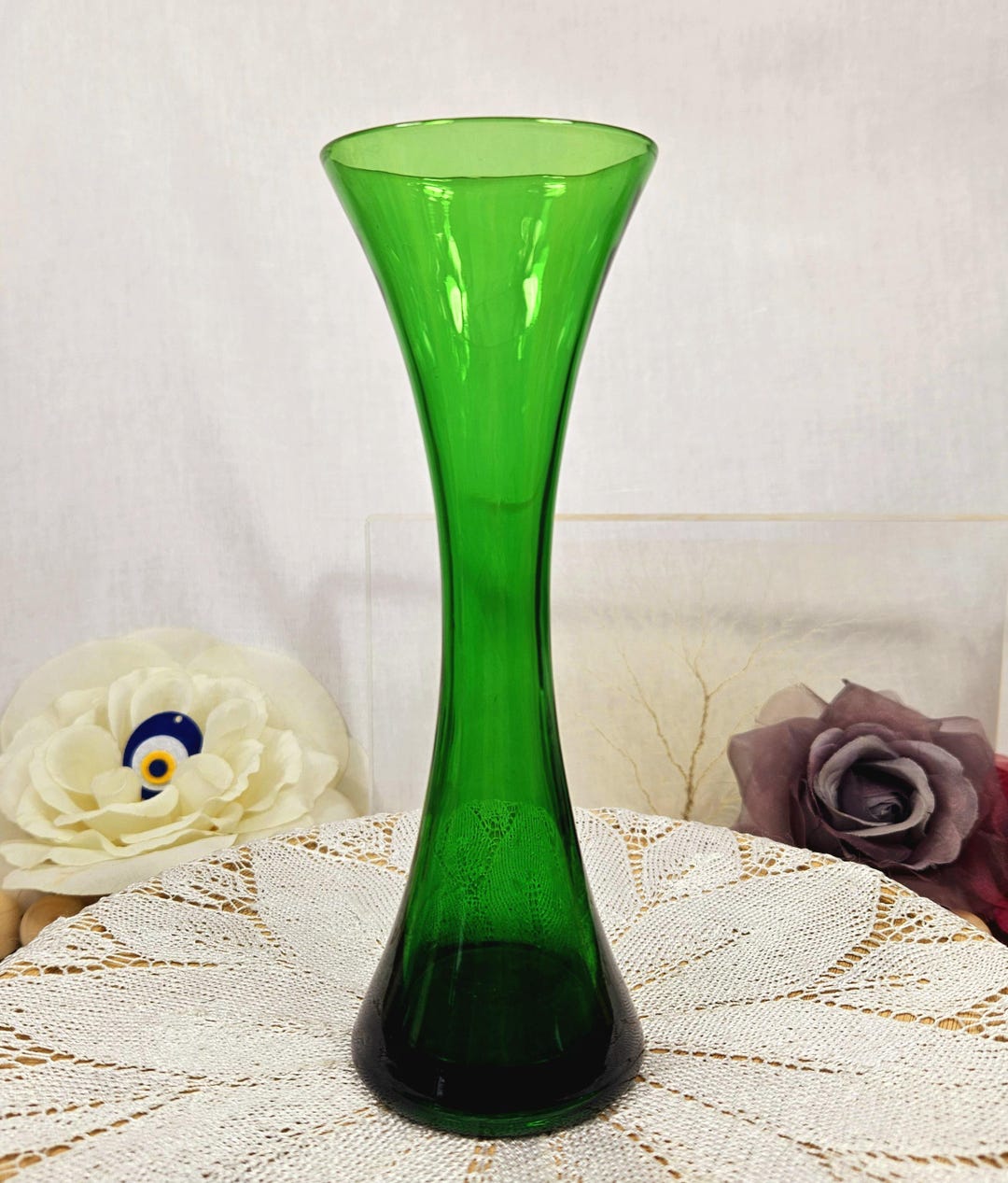Vintage Emerald Green Fluted Glass Vase - Etsy