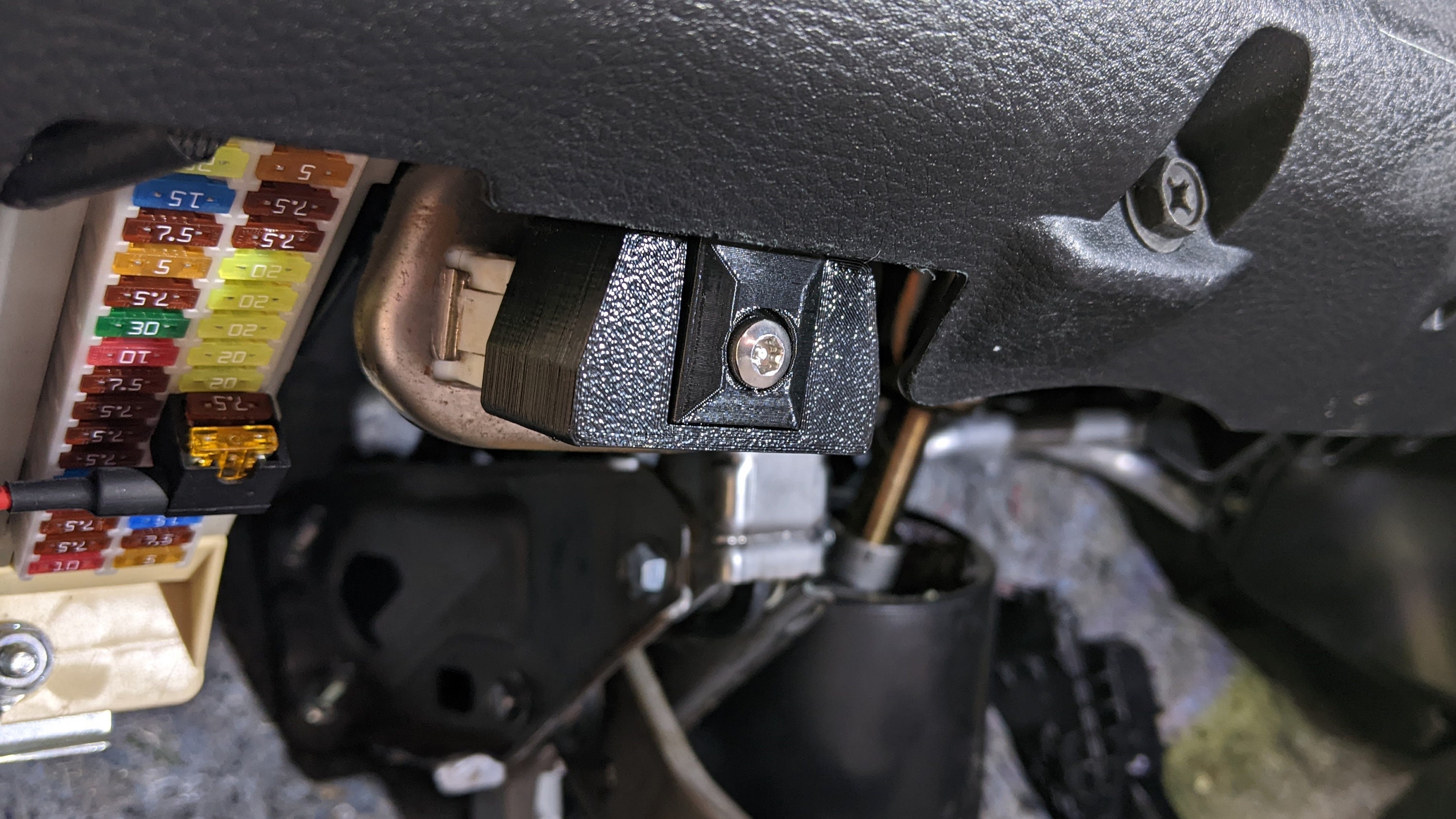 OBD Guard: OBD Port Security Anti-theft Lock Locking Device OBD2 - Etsy