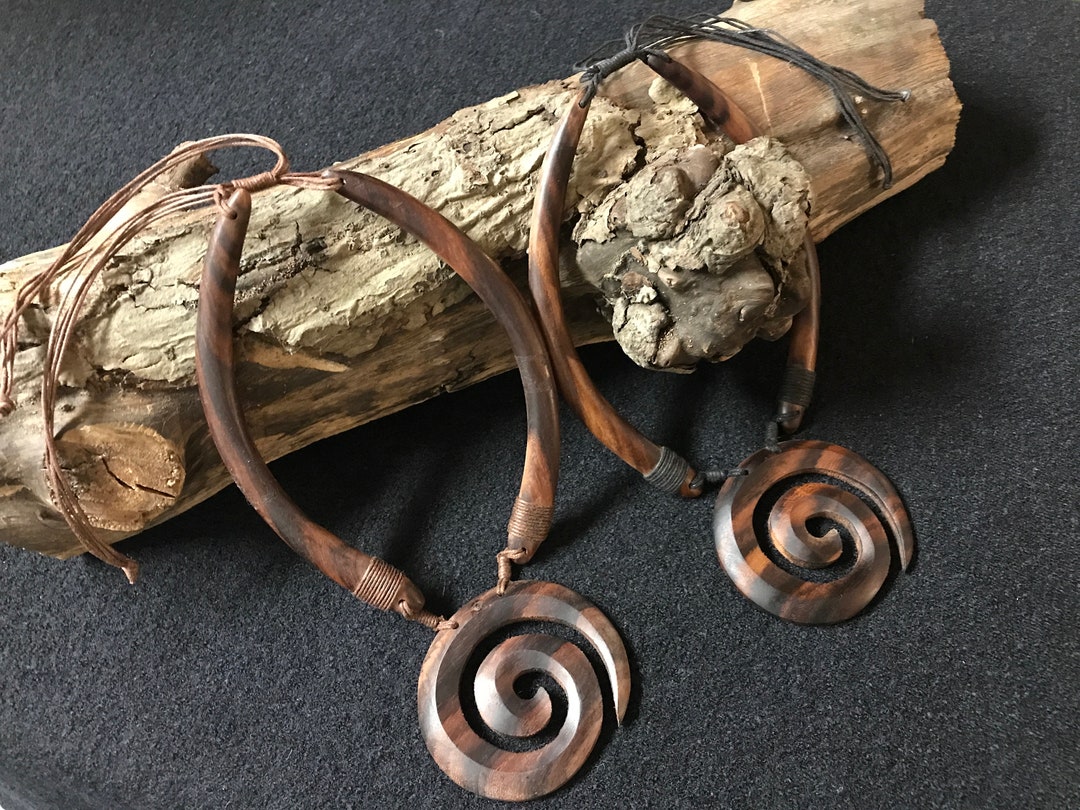 Handmade Dark Wood Spiral Choker Necklace, Very Trendy Chic Adjustable ...