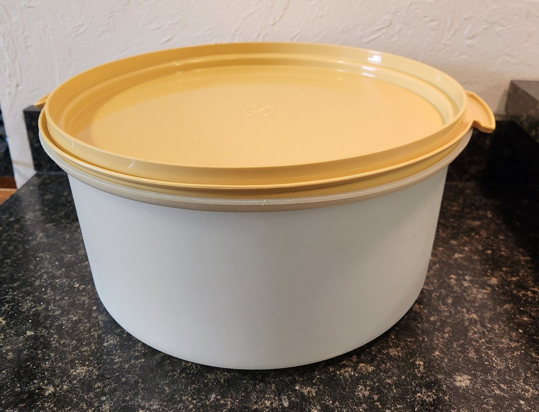 Vintage Tupperware Large Cake Carrier Keeper, Tupperware Cake Plate - Etsy