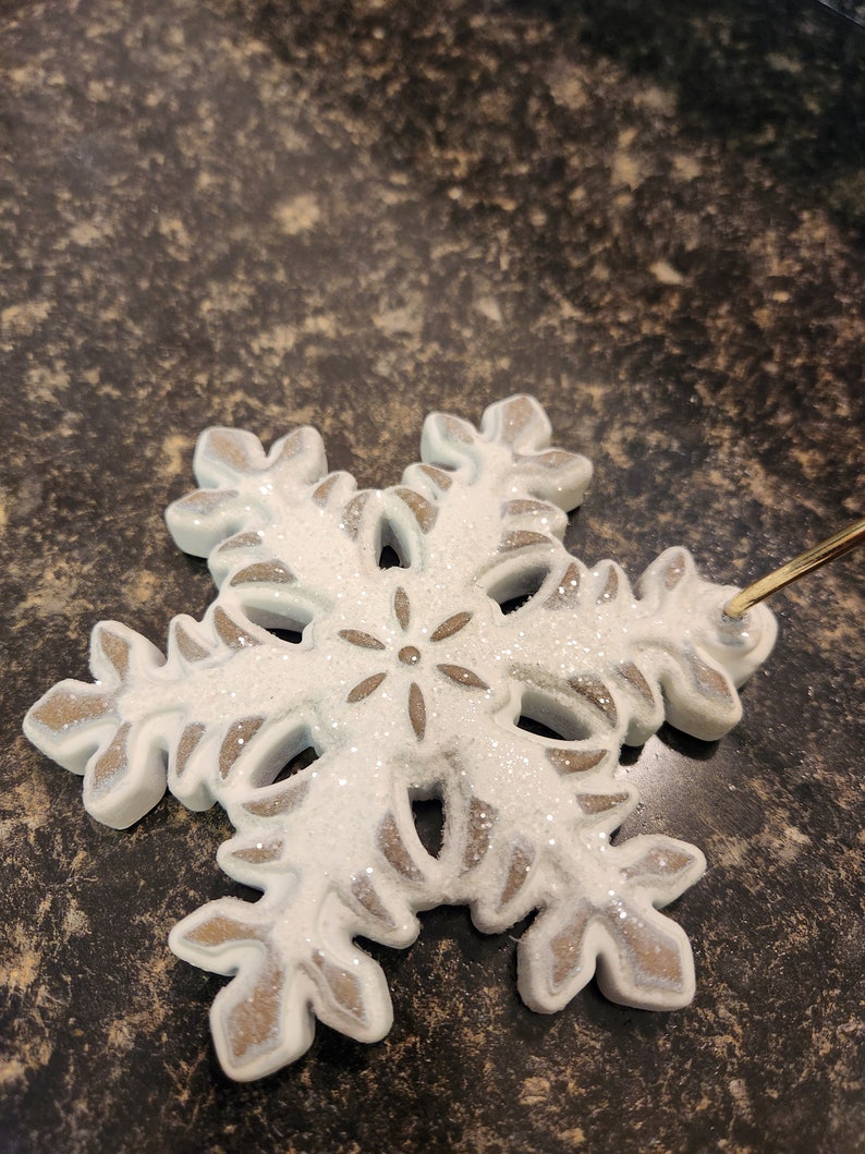 2019 Hallmark Snowflake Ornament Stand 2020 - Etsy