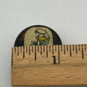 Vintage Walt Disney DONALD DUCK Brown Swirl Bakelite Pencil Sharpener 1 ...