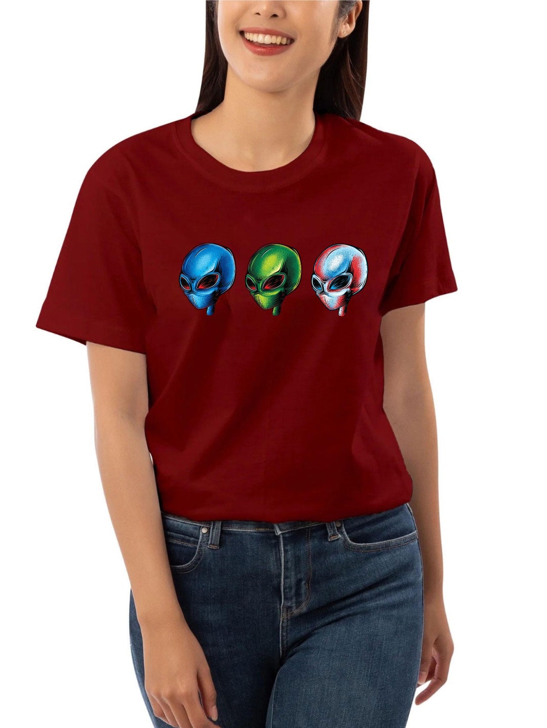 Alien Head Cartoon Womens Short Sleeves Fancy T-shirt Round Neck Design ...