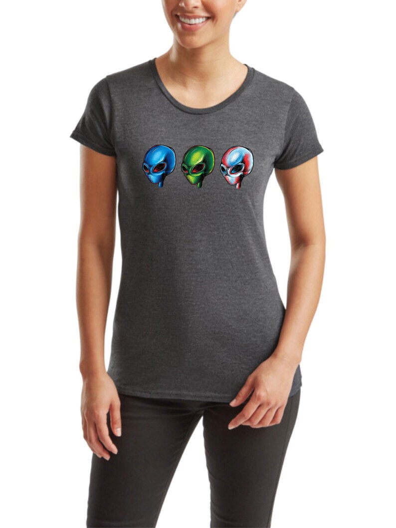 Alien Head Cartoon Womens Short Sleeves Fancy T-shirt Round Neck Design ...
