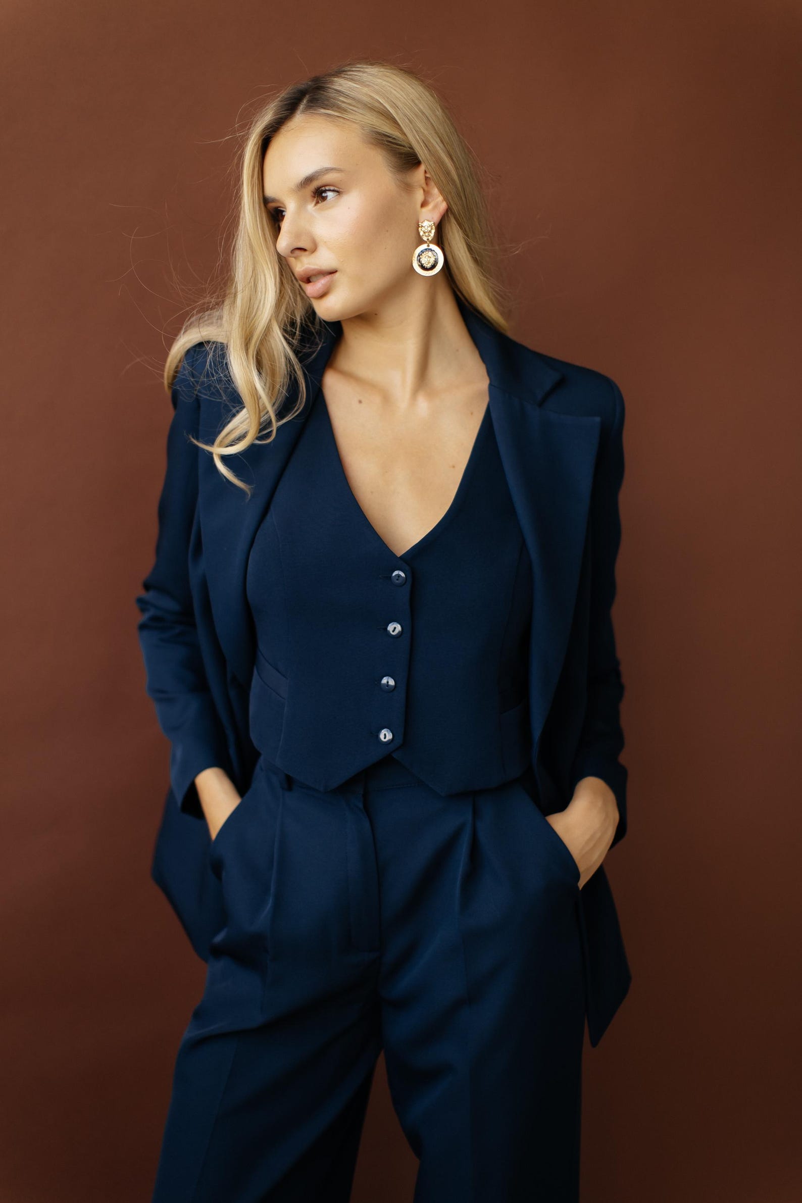 Dark Blue Pantsuit. Navy Blue Pantsuit: Women's 3-piece Blazer Vest ...