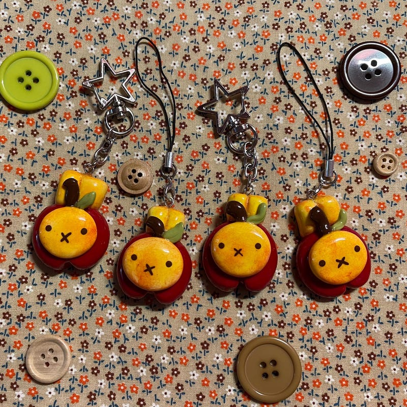 Laufey Keychain - Etsy