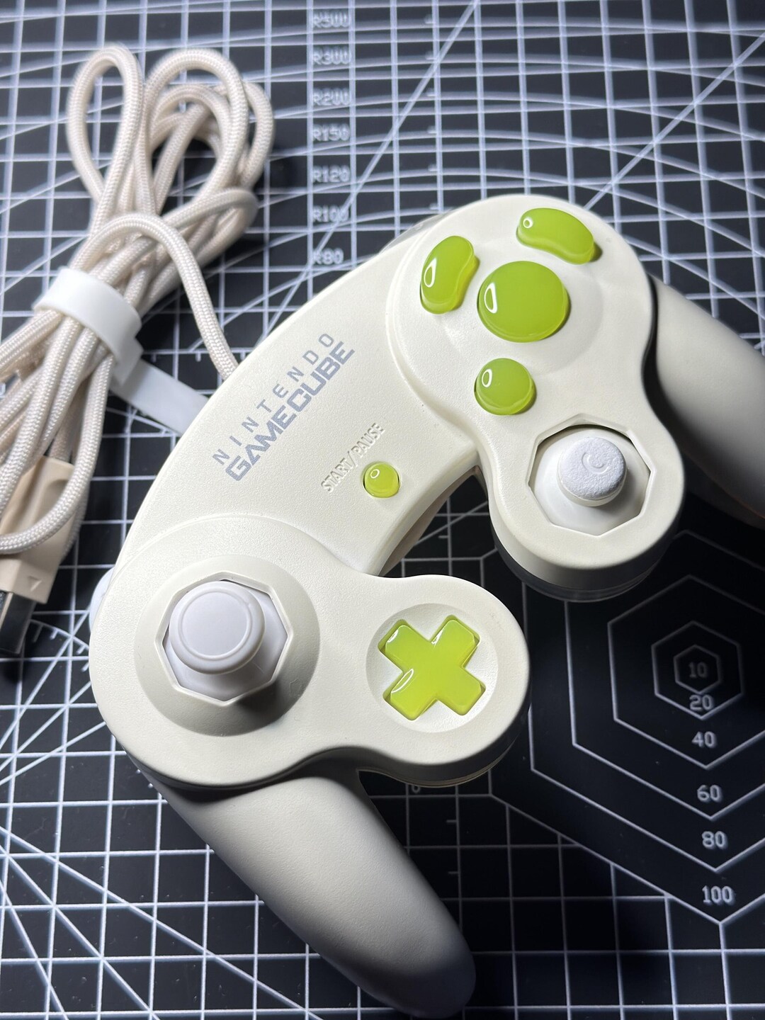 Area 51 Bald Buttons ABXYSD Gamecube Controller - Etsy