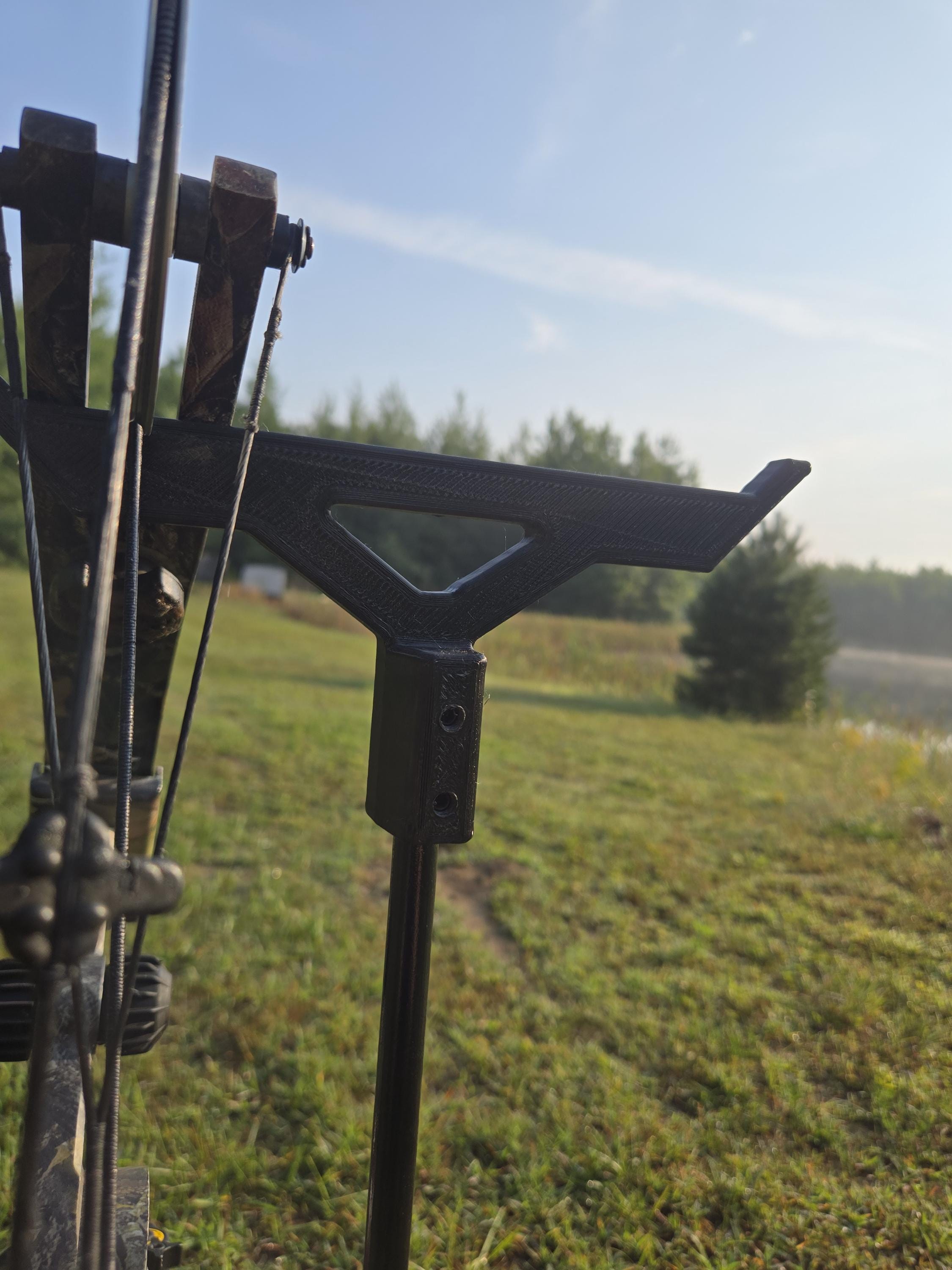 Portable Compound Bow Stand - Adjustable Archery Bow Holder for Hunting ...