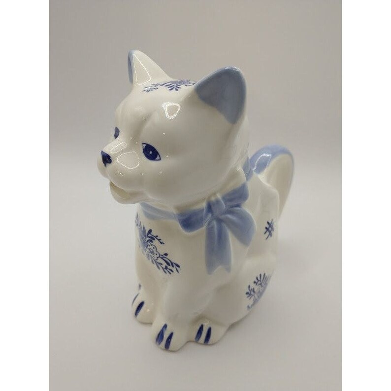 Vintage Delft Blue Ceramic Cat Creamer With Blue Floral Design Adorable ...