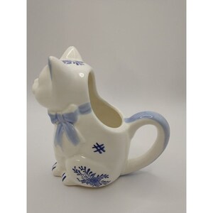 Vintage Delft Blue Ceramic Cat Creamer With Blue Floral Design Adorable ...
