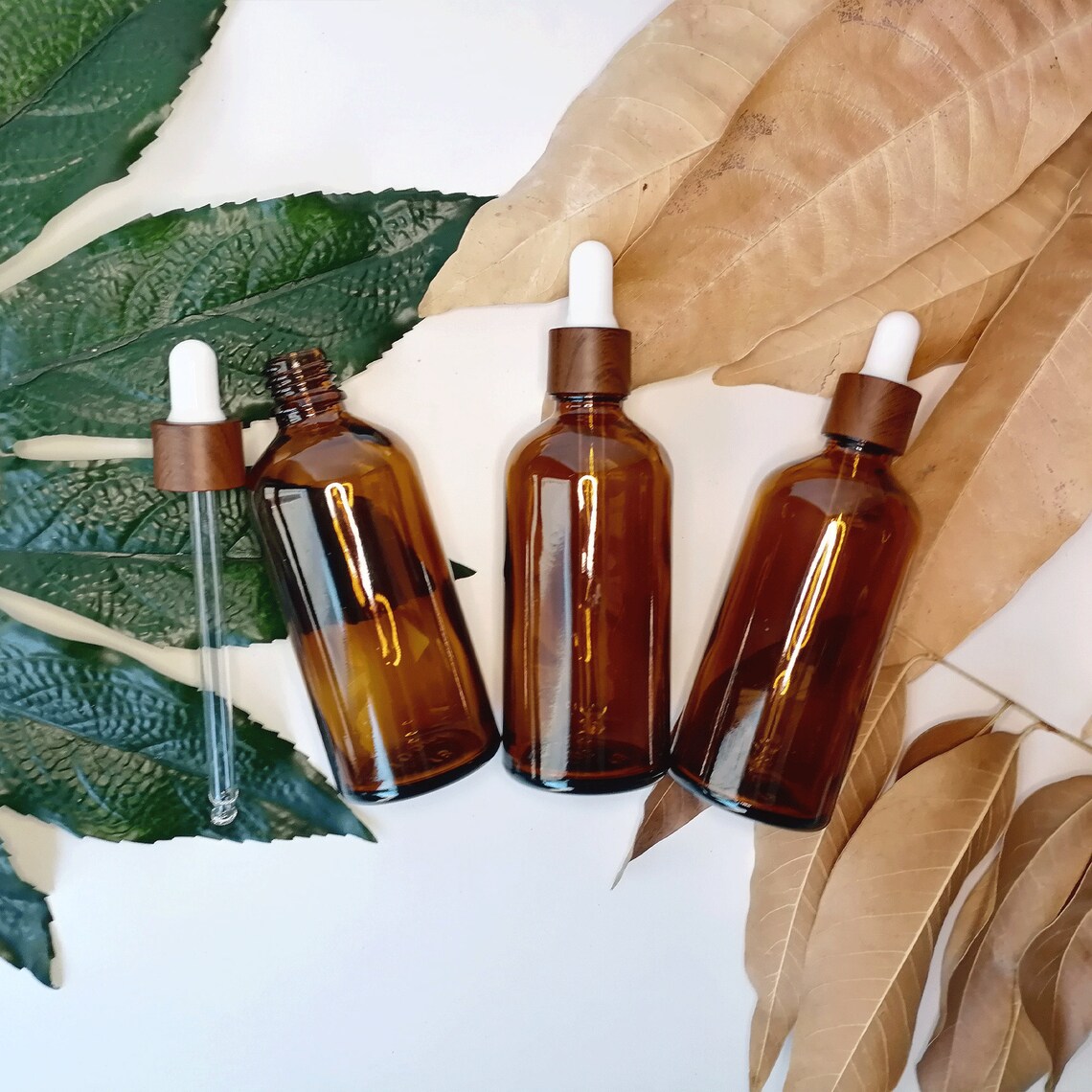 Amber Glass Dropper Bottle, Leakproof Essential Oil Tincture Bottle ...