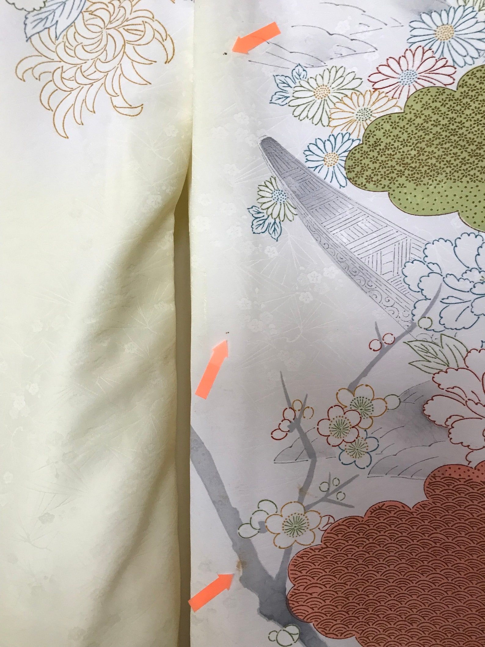 Pale Yellow Furisode | Embroidered Wedding Kimono | Long Sleeve ...