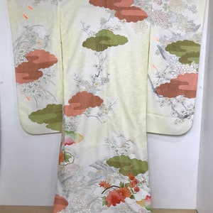 Pale Yellow Furisode | Embroidered Wedding Kimono | Long Sleeve ...
